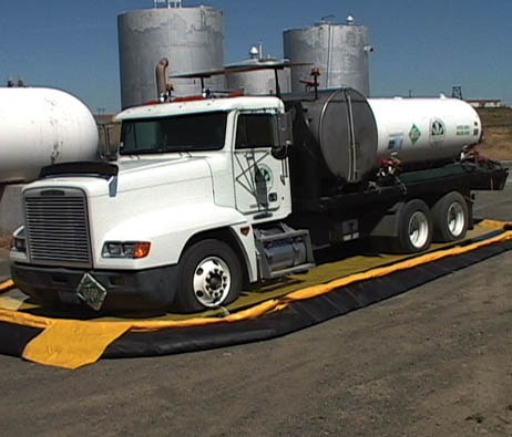 Oil Spill Containment Berm| Large Selection |AbsorbentsOnline