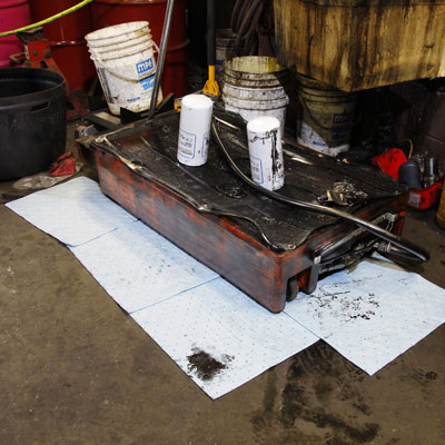 Oil Absorbent Pads & Roll