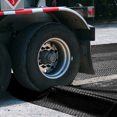 Resizable Modular Containment Berm Spill Containment System