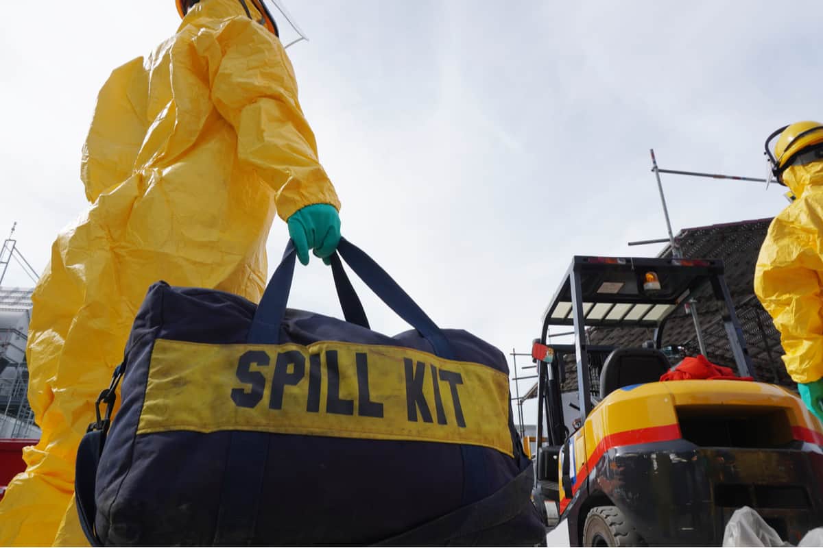 Customizing Spill Kits for Different Work Zones