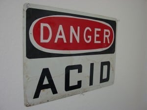 How to Clean Up a Chemical Acid Spill | AbsorbentsOnline